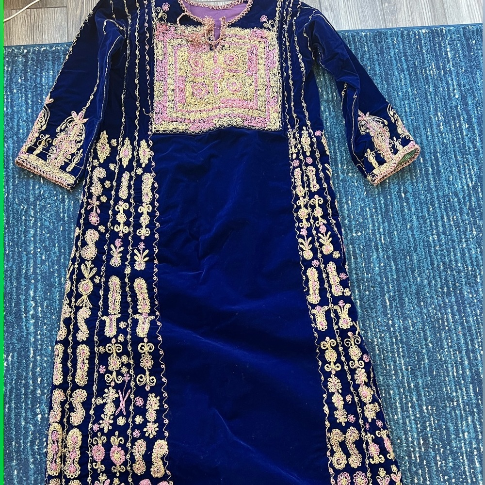 Traditional Palestinian Thobe - Gem